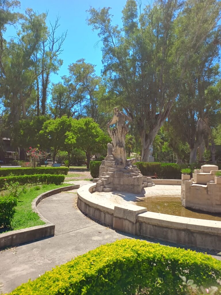 El Kakuy: donde la leyenda aún canta en el Parque Aguirre – Santiago ...